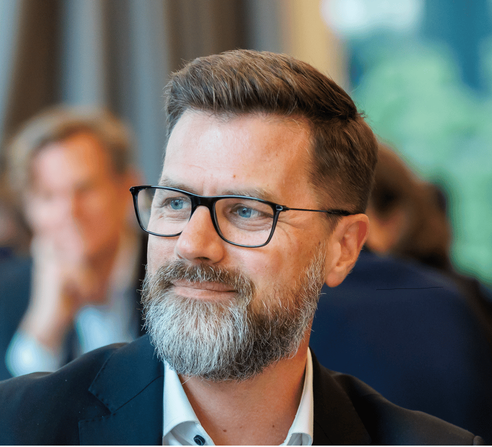 Resilience and Innovation in Manufacturing: Evonik's Journey to Supply ...